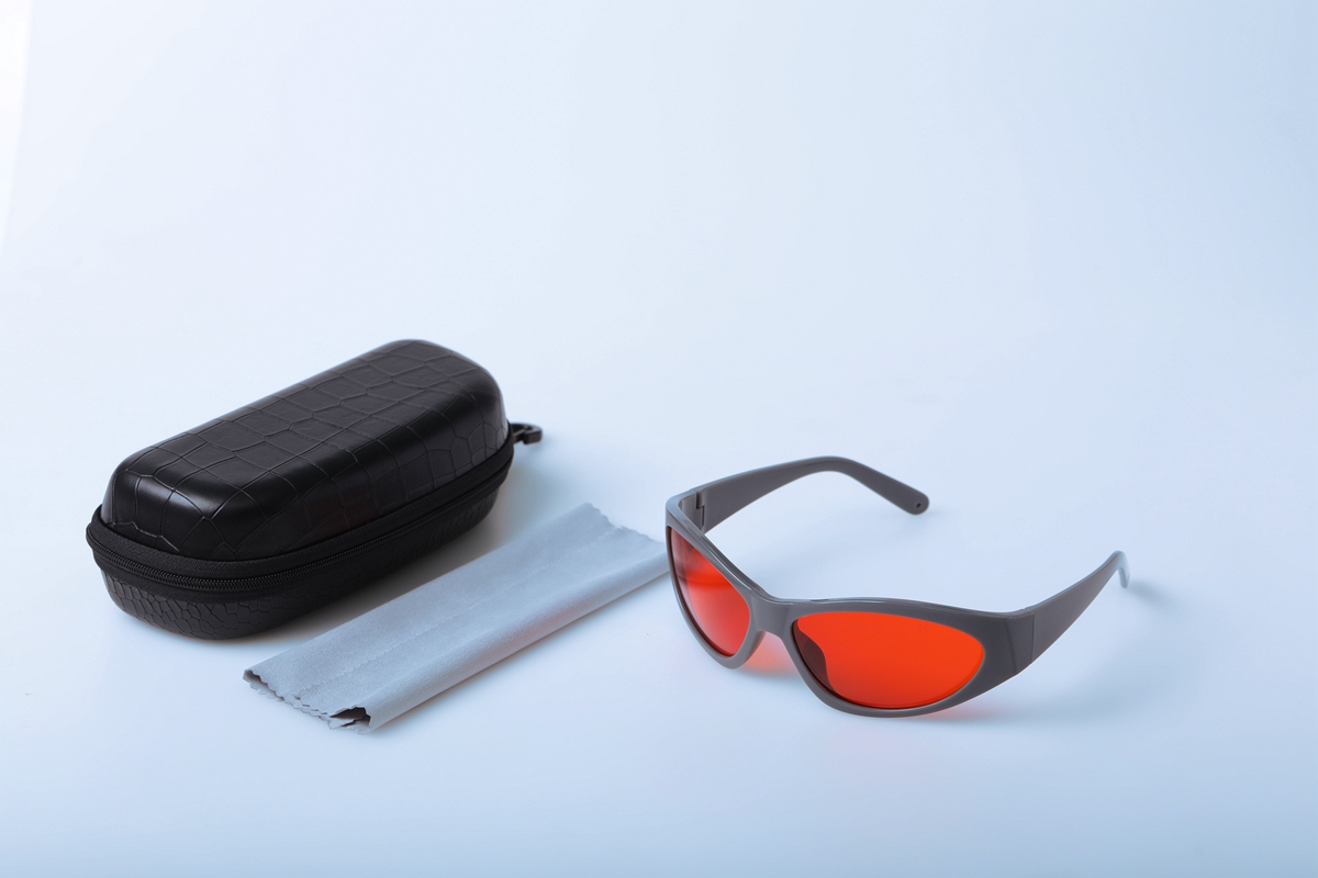 Laser Protective Goggles 200 - 540nm OD 5+&315 - 540nm DIRM LB5 for ...